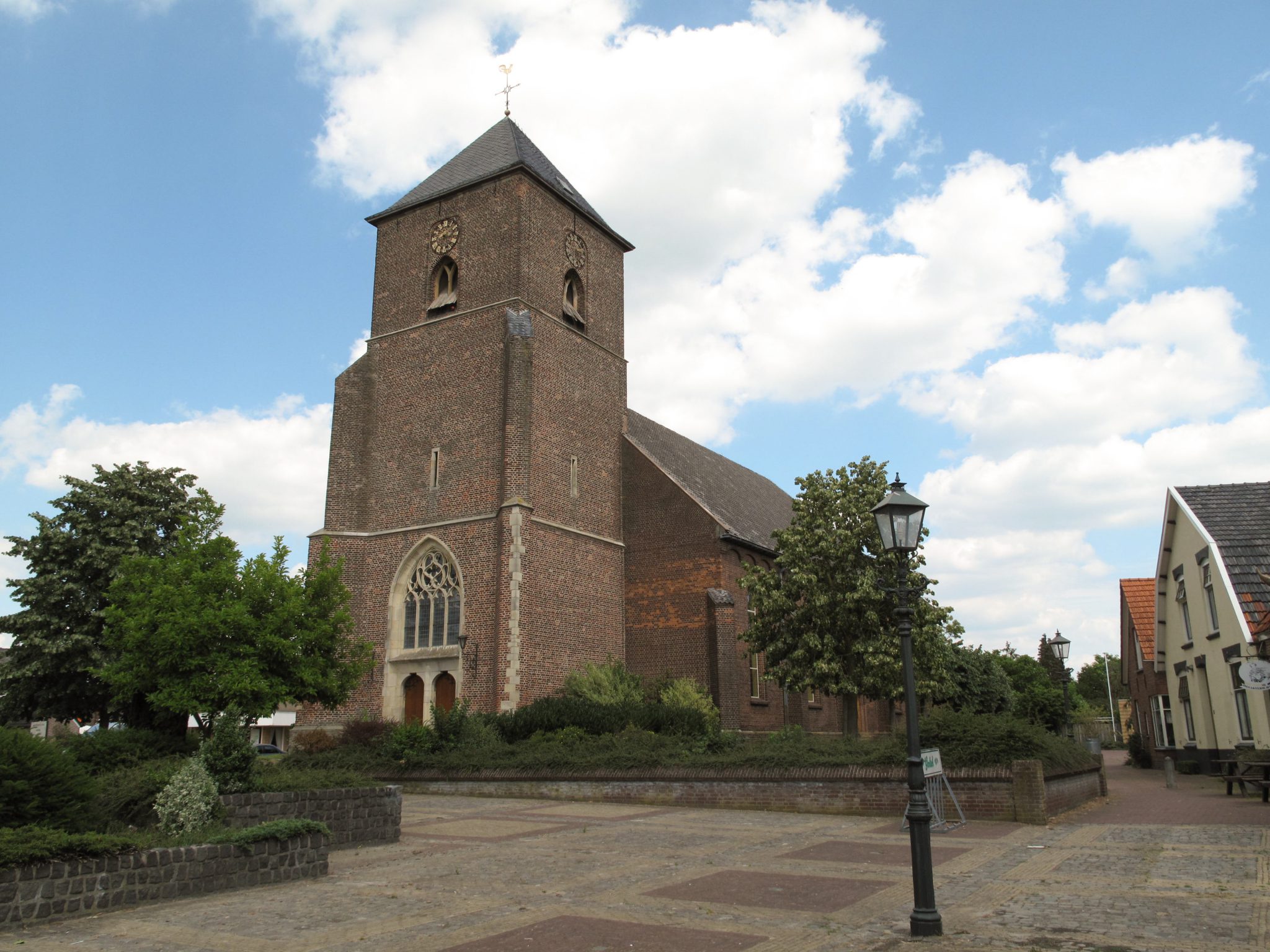 Stil zijn in de Grote Kerk in Neede