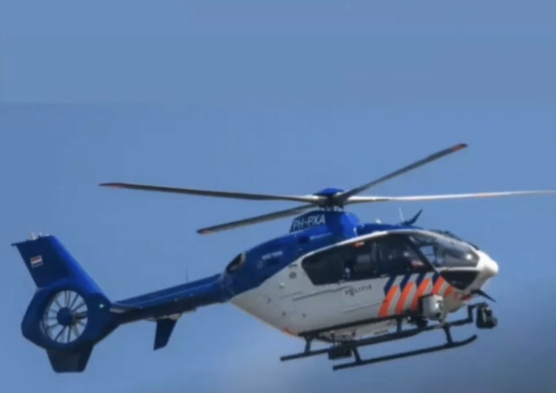 Politie helikopter lange tijd boven Eibergen