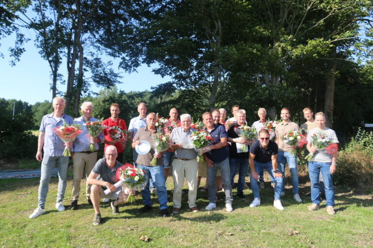 Jan Dijkman en Gerrit van Zwieten 60 jaar lid van v.v. Reünie