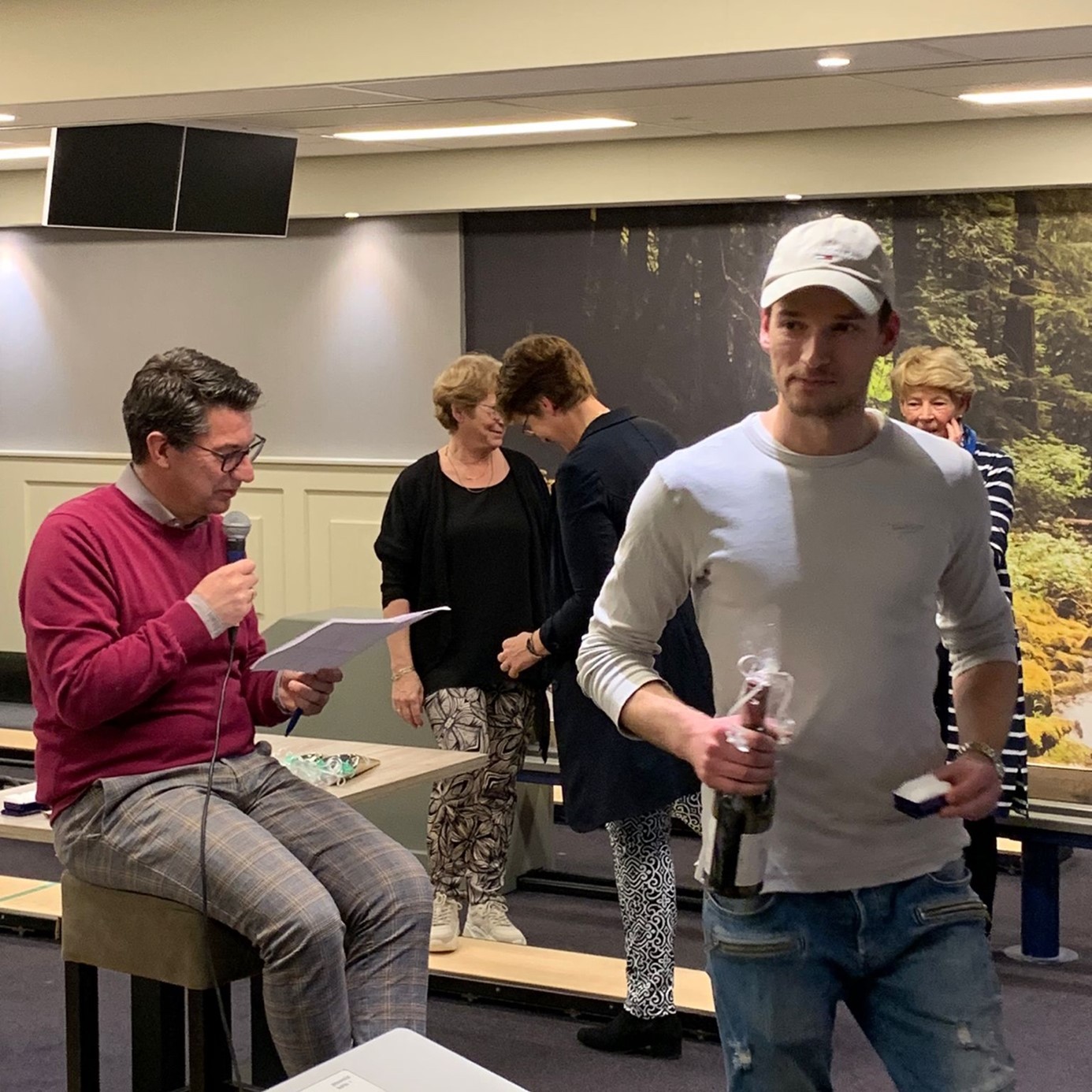 Edwin Nijhof en Carla Bon winnen B.K.F. kegeltoernooi