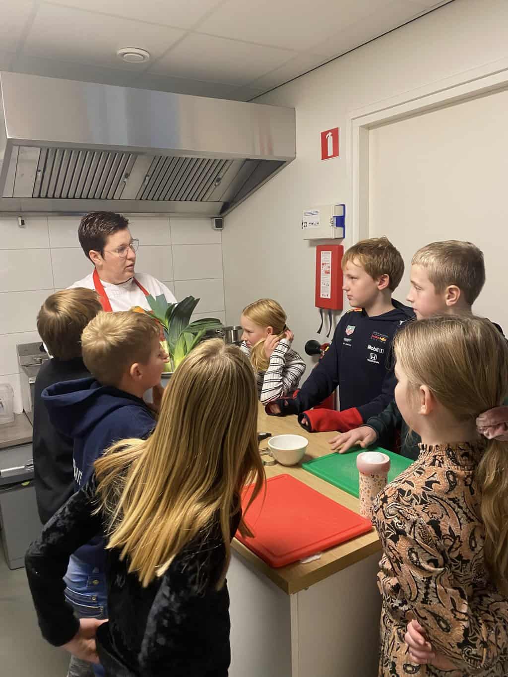Bovenbouw basisschool Gelselaar leert koken