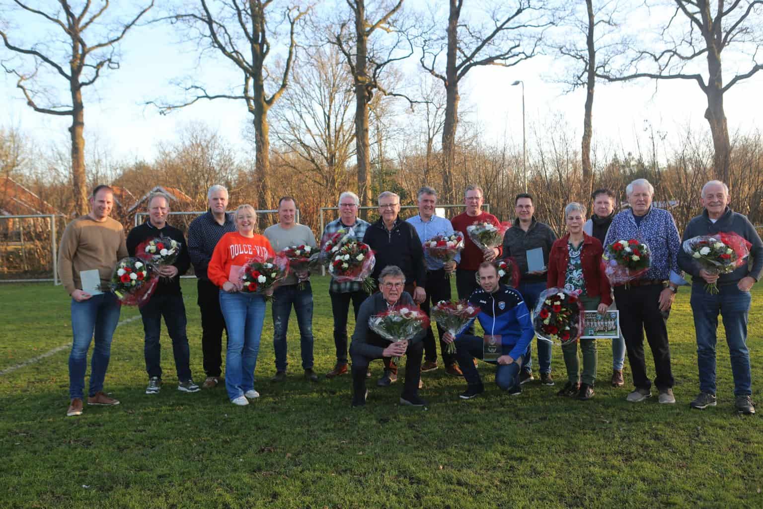 Hendrik Jan Geerdink 75 jaar lid van v.v. DEO