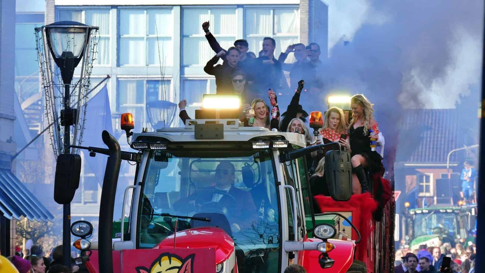 film: Carnavalsoptocht Neede