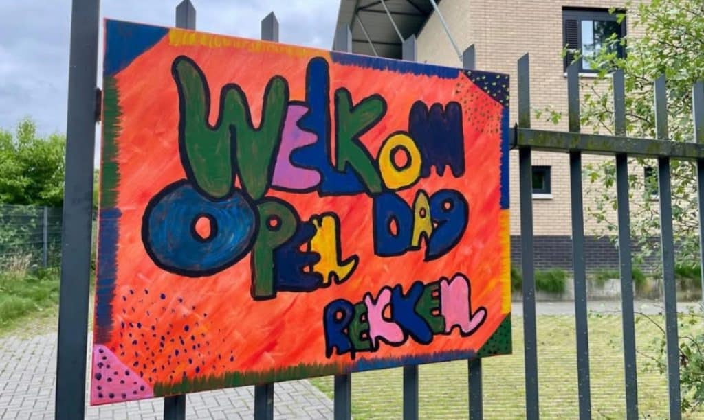 Open Dag opvanglocatie jonge vluchtelingen in Rekken